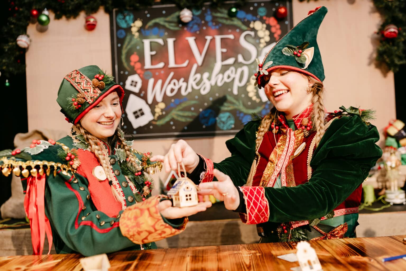 Top Christmas Grottos and Santa Experiences in Kent - Christmas at Bewl ...